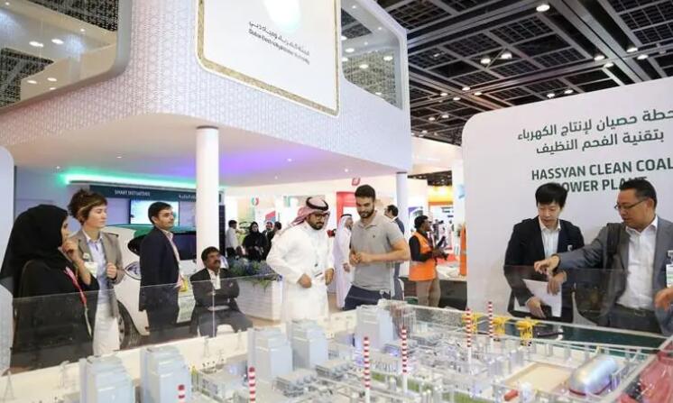 WETEX Dubai Solar Show live pictures
